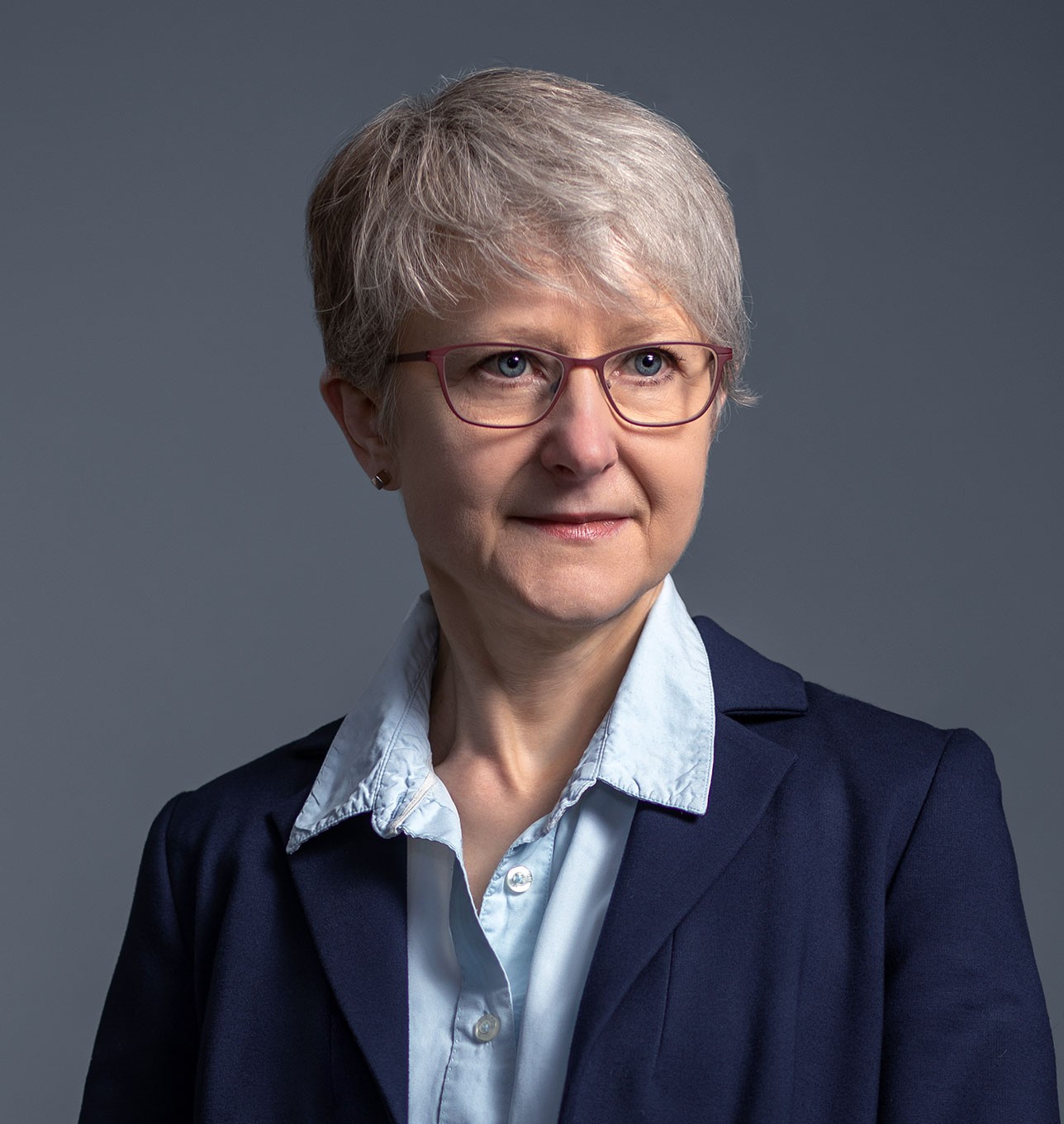 Beverly Cox | People | Mayer Brown