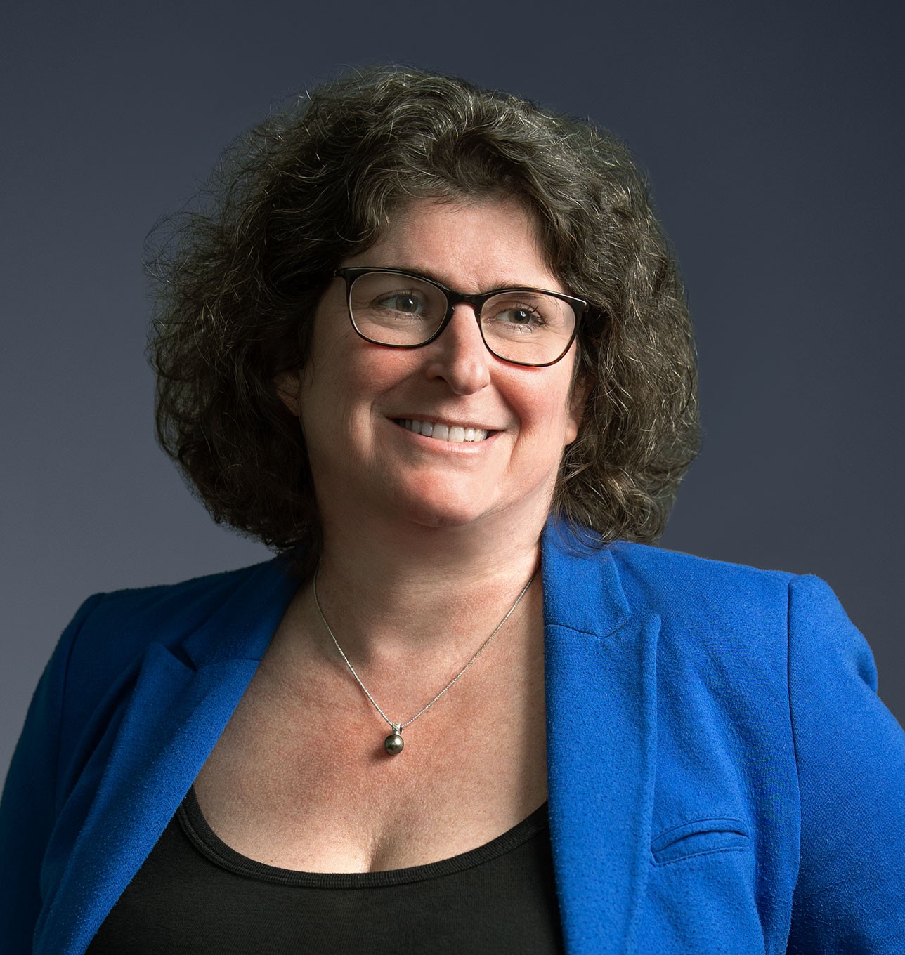 Elodie Deschamps | People | Mayer Brown