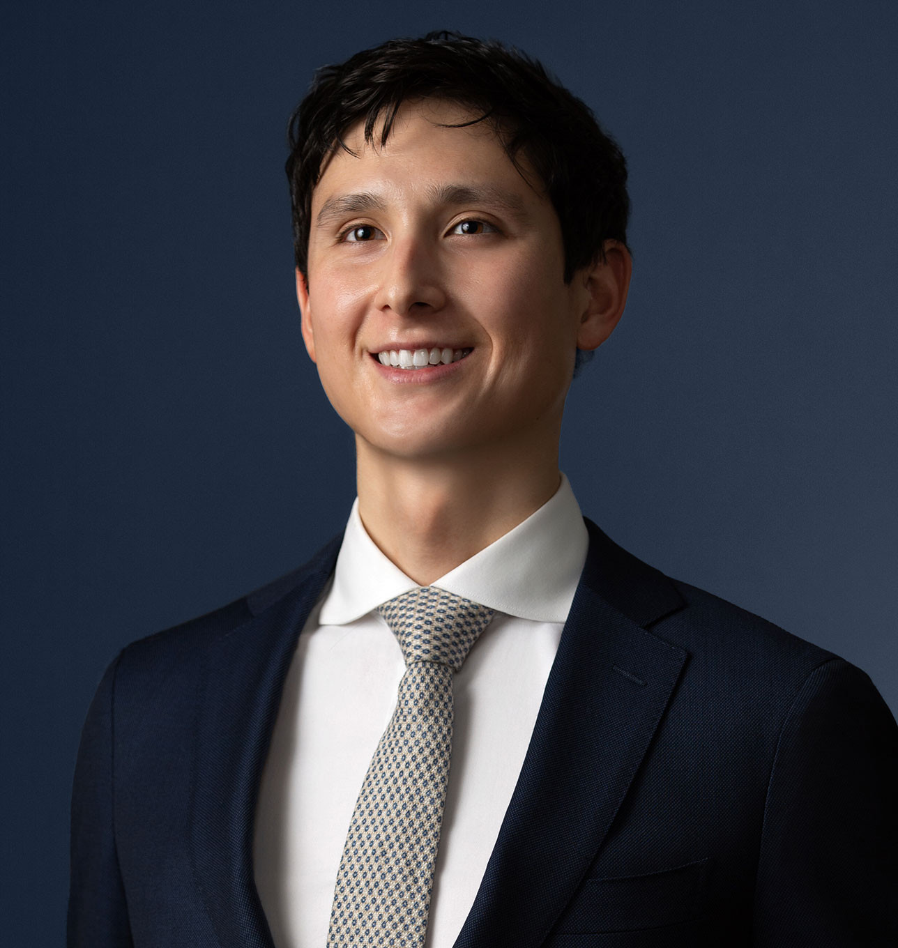 Alexander Russo | People | Mayer Brown